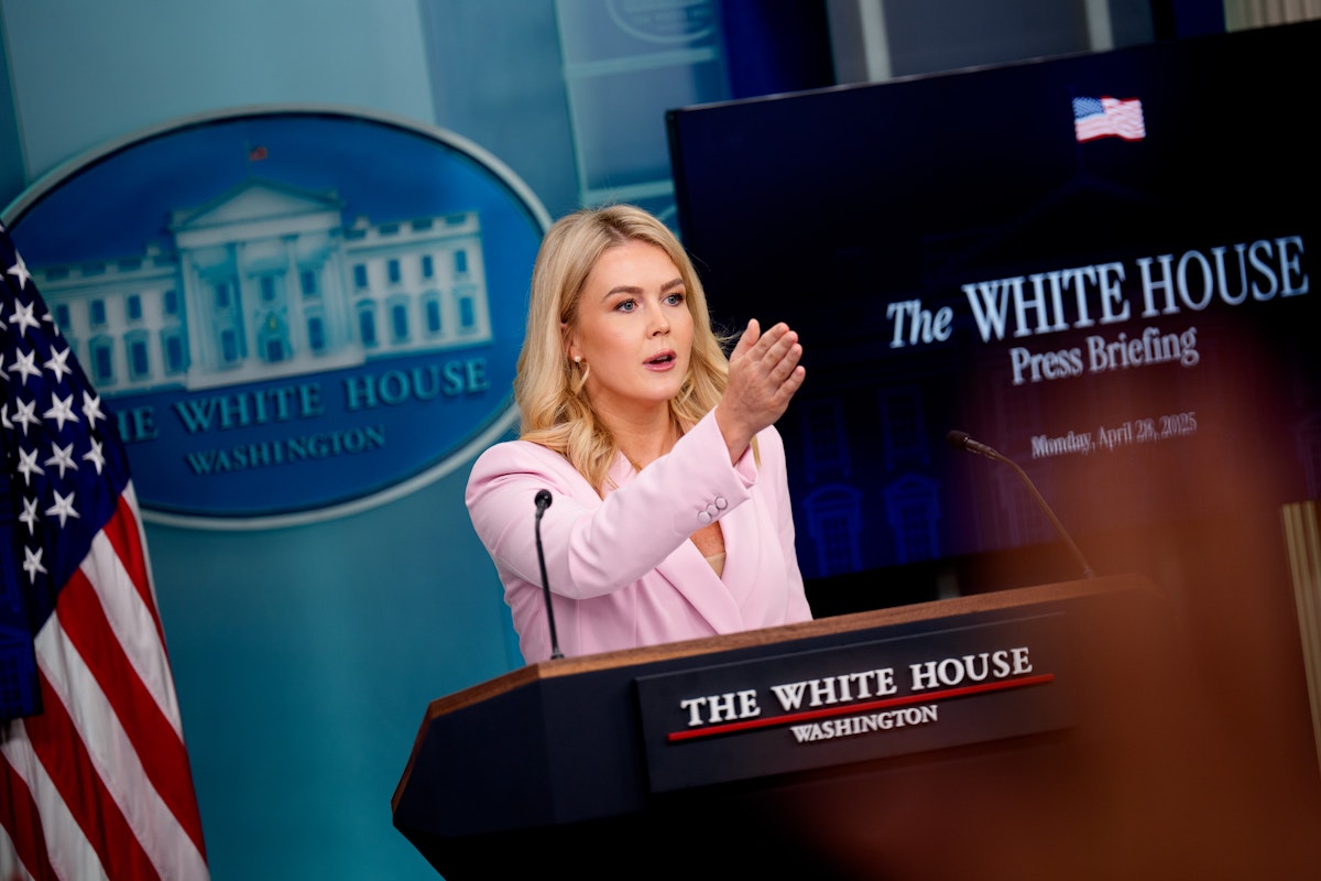 Karoline Leavitt Refuses to Rule Out Arrest of Supreme Court Judges