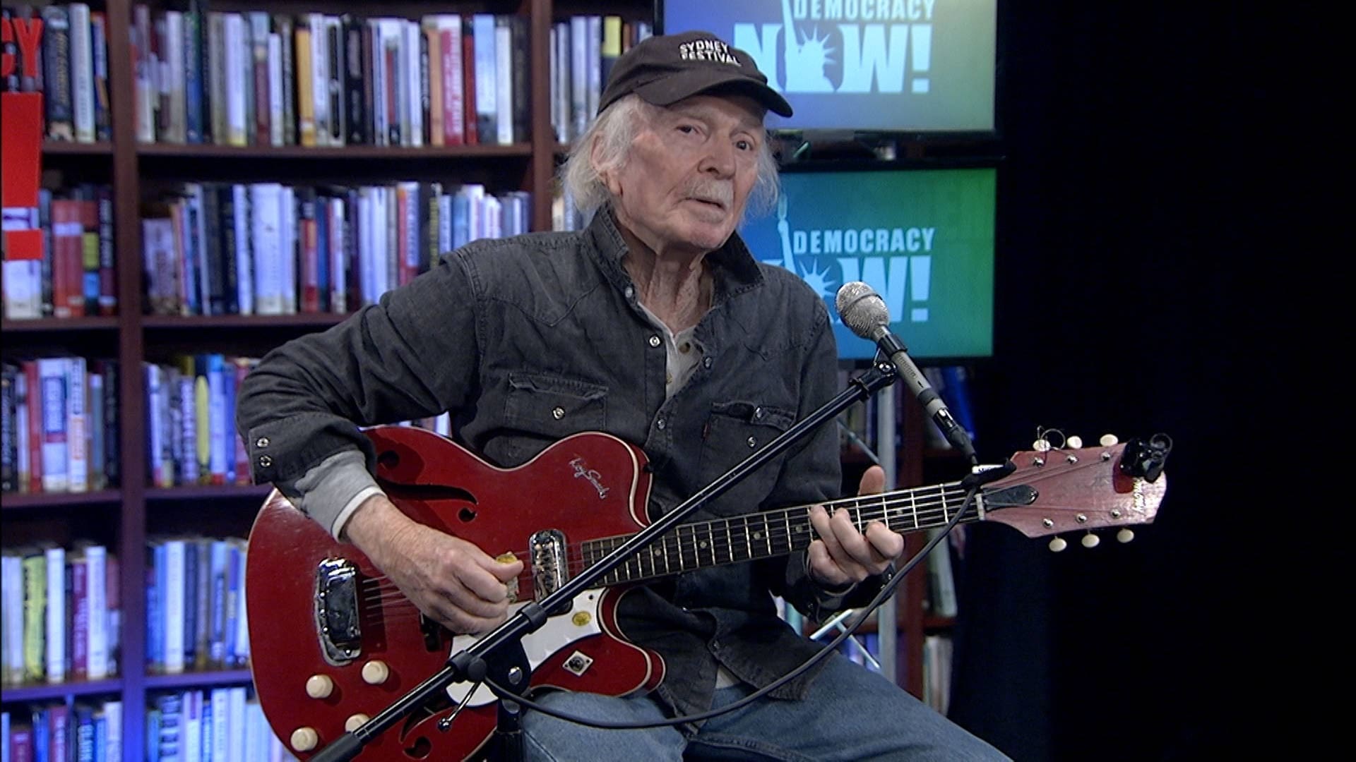 Remembering Michael Hurley: Folk Legend Performs in Democracy Now ...